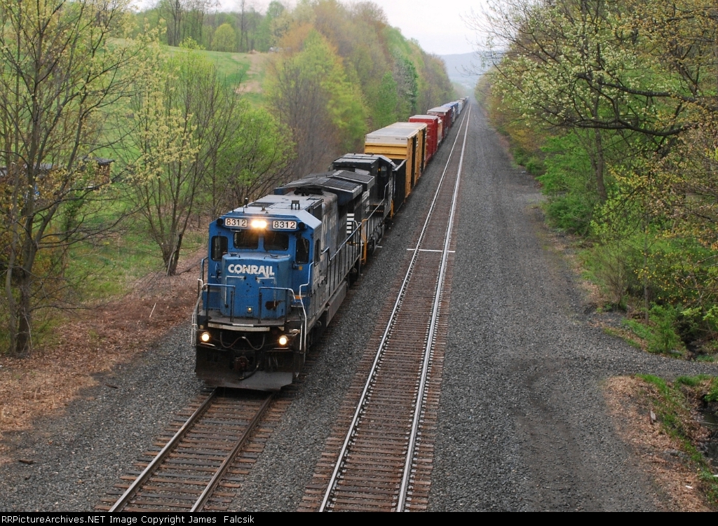 NS train 11A crawls west up Carney Hill